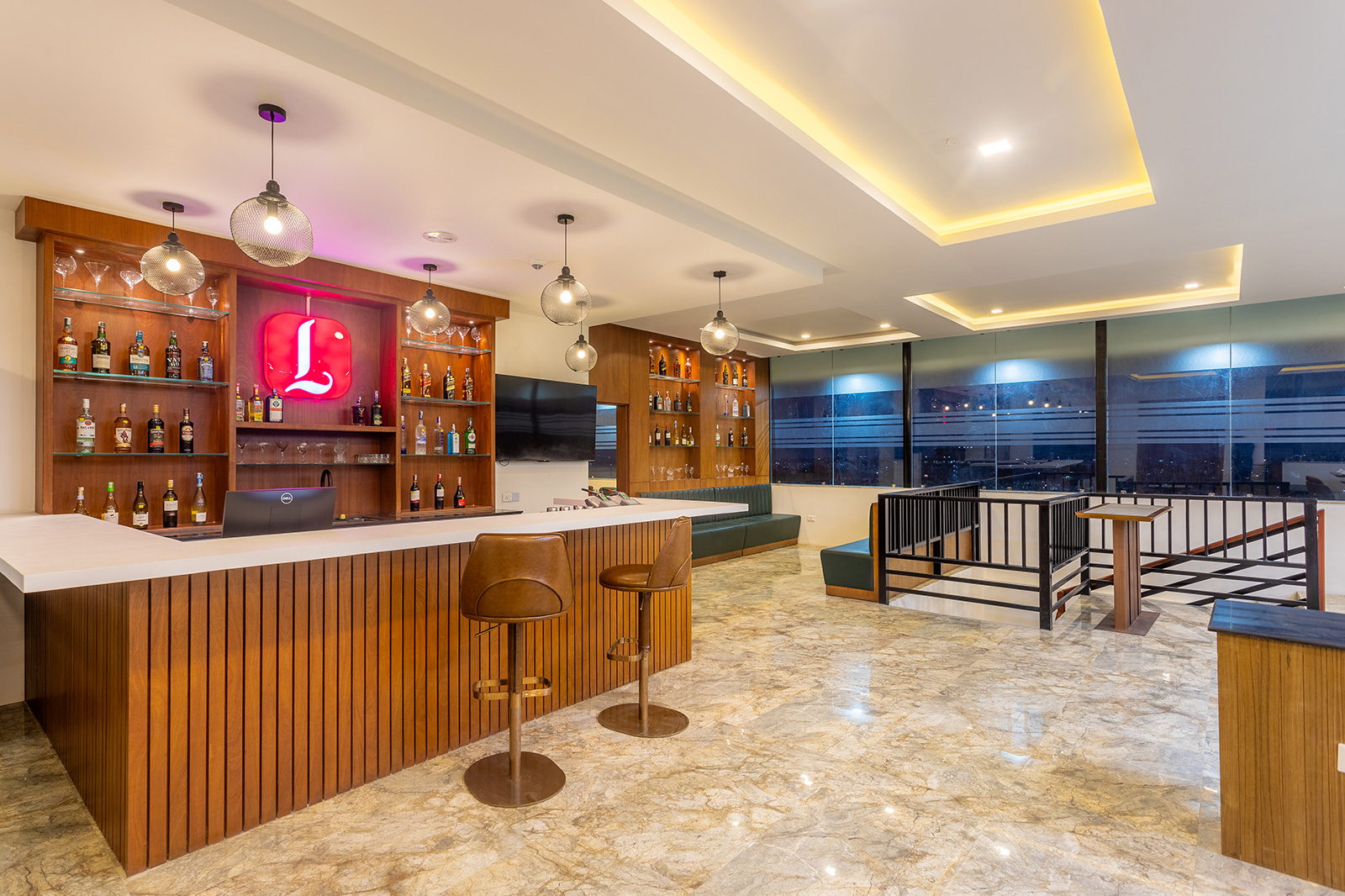 Third Pole Distil Bar - Mandala Norling